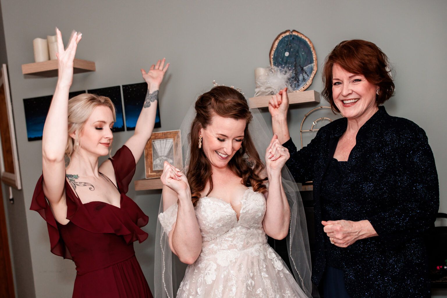 Wedding ceremony at home - Duluth/Minneapolis Wedding Photographer