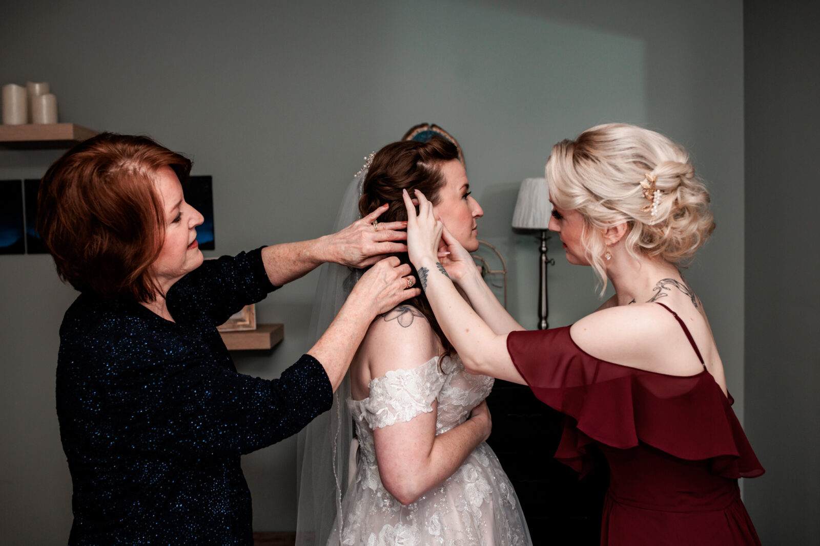 Wedding ceremony at home - Duluth/Minneapolis Wedding Photographer