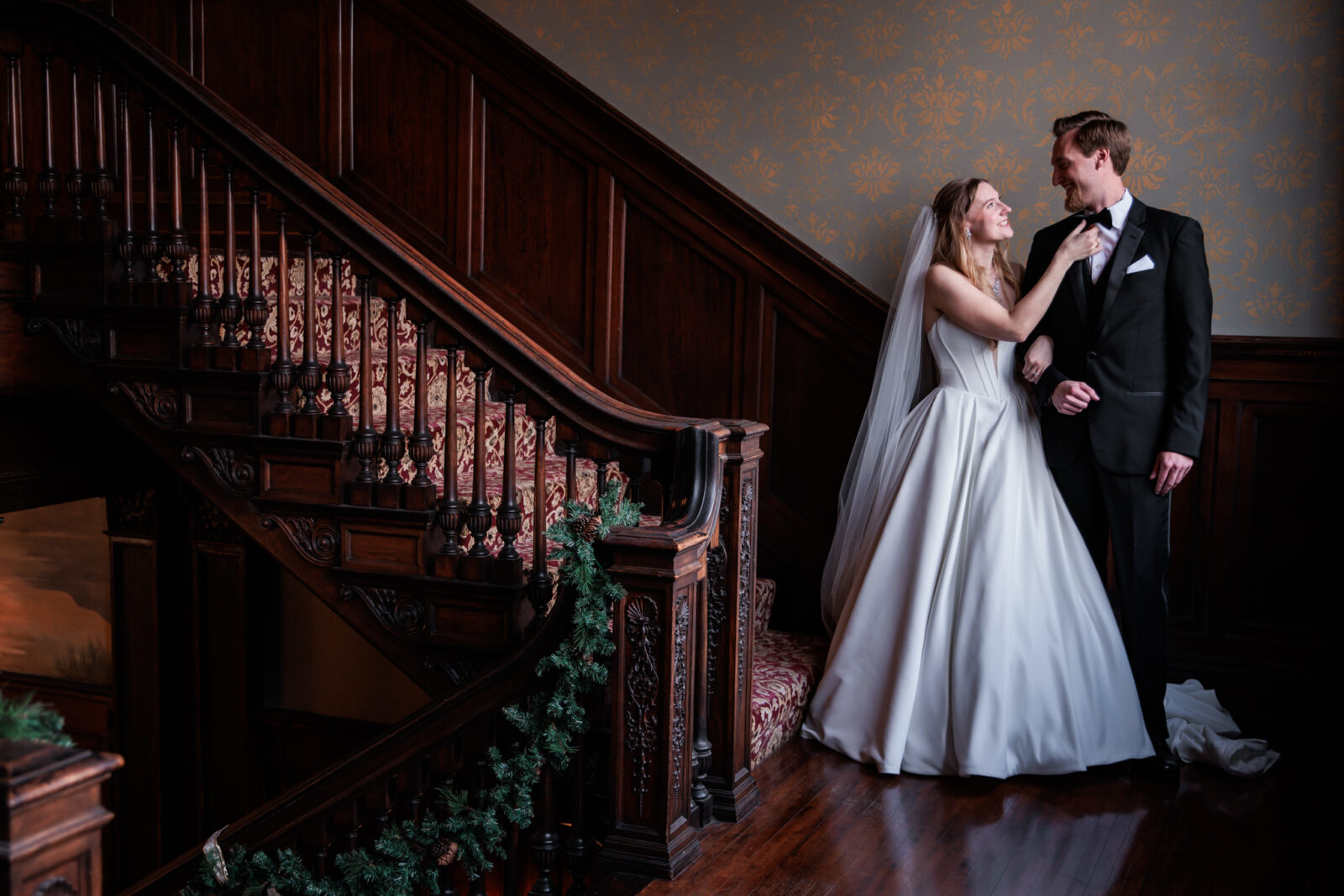 Semple Mansion wedding - Minneapolis Wedding Photographers